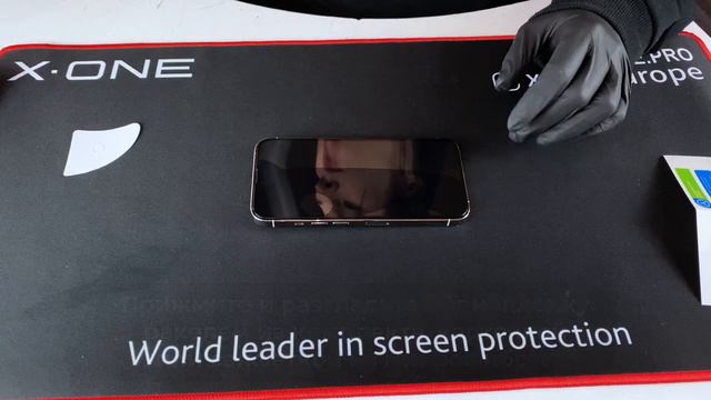 Как наклеить защитную пленку X-ONE Armorvisor 4-го поколения на iPhone 17/16/15/14/13 серии