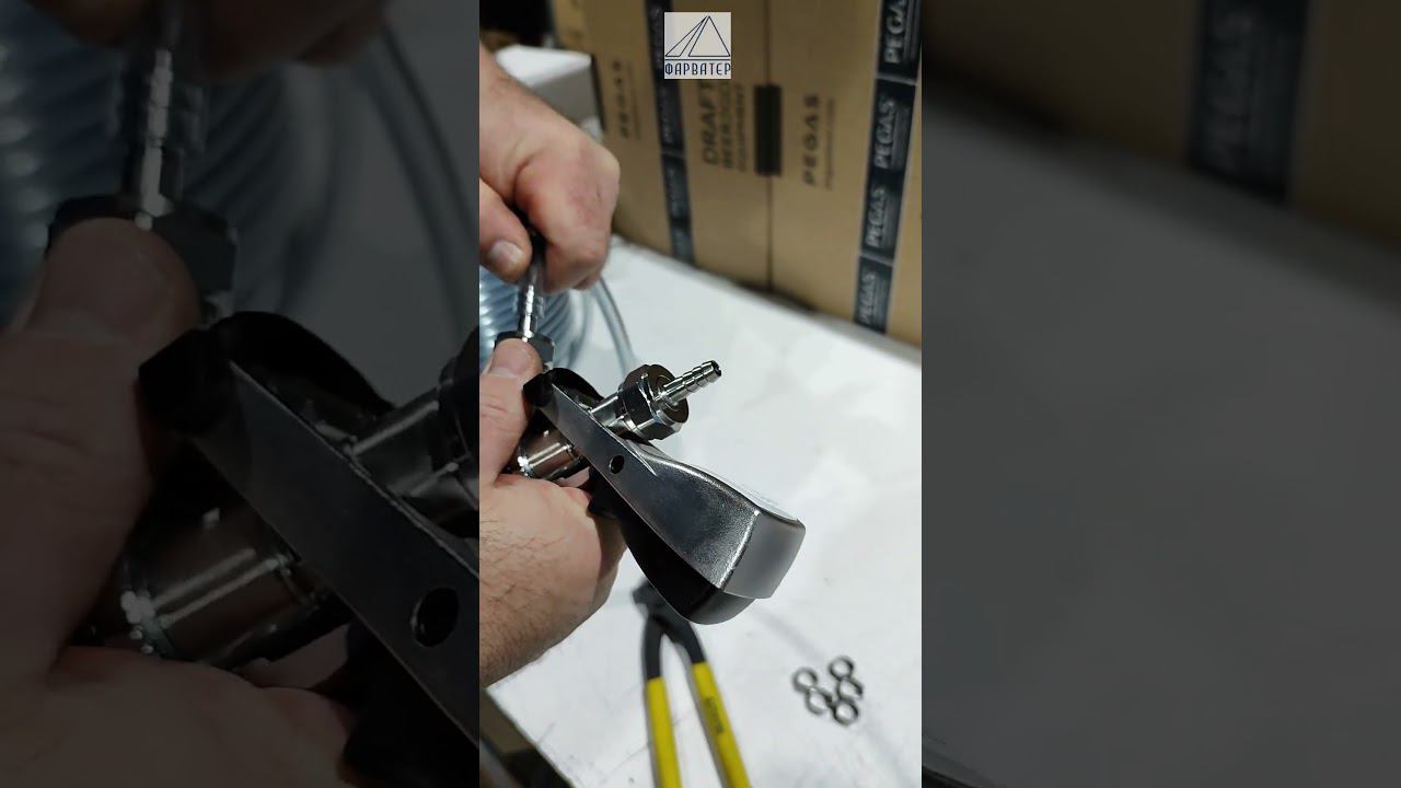 Как обжать хомут на пивном шланге? Как закрепить шланг, установить зажимы?