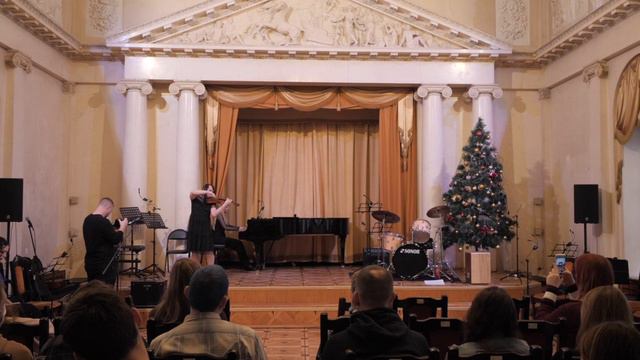 Осенняя песня (П.Чайковский) - А. Муравьёва, Е. Кузнецова  (Фортепиано, скрипка) - Ирина Манёвская