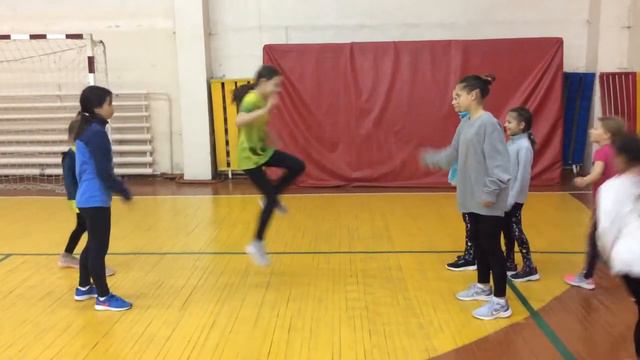 Скакалка. Роуп скиппинг (спортивная скакалка). Детская школьная лига команда «восьмерка»