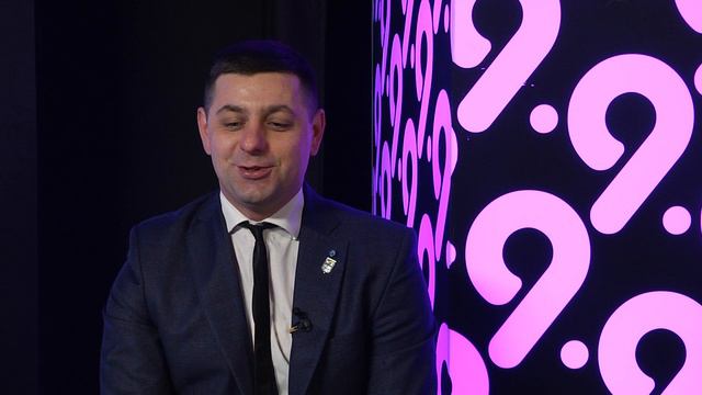 9 Глупых Вопросов Водителю тролейбуса