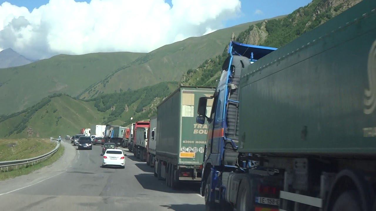 Грузия. Очередь фур.
