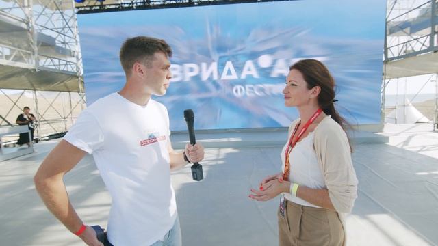 Интервью c режиссером главной сцены форума «Россия — страна возможностей» М.Бугровой