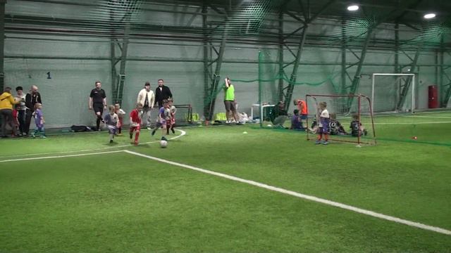 13.04.2024, Московская обл., г. Одинцово, 2018 г.р., ФШ "Луч" красные - ФШ "Луч" фиолетовые.