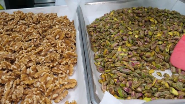 Шоколадная бомба! Шоколадный торт с гигантским орехом