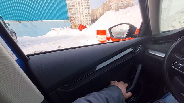 стук стеклоподъёмника до обновления ПО Octavia MK4