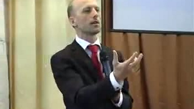 Пастор Сергей Ястржембский &laquo;Три креста&raquo; (Пасхальное богослужение) проповедь в церкви ...