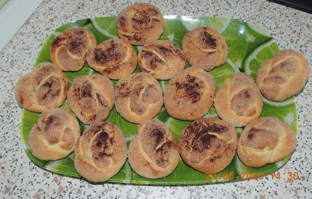 Рецепты из СССР. Мамина тетрадь. Крендельки с корицей.