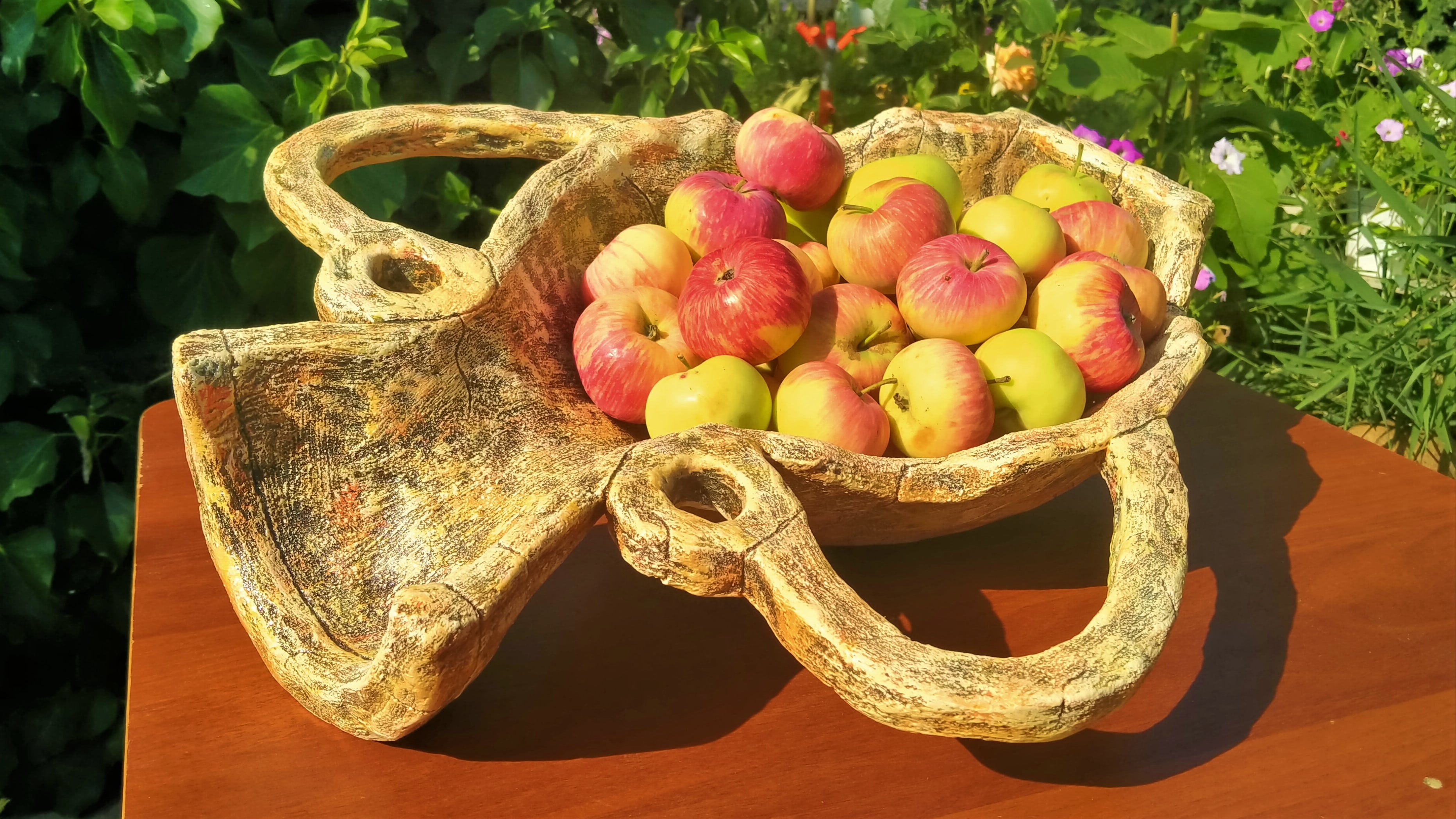 Кувшин из цемента для сада своими руками