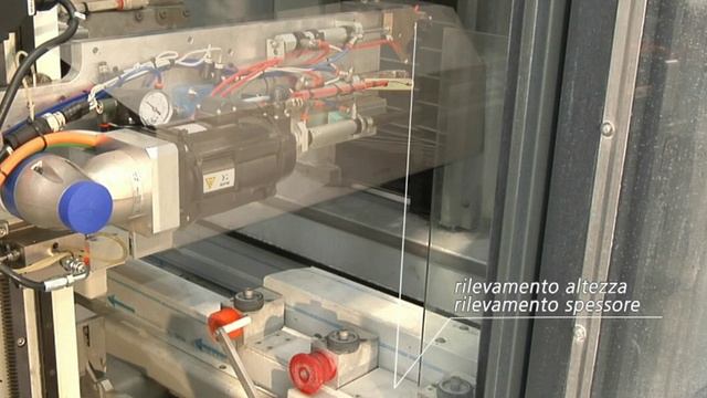 Автоматический измеритель размеров стекла на вертикальном обрабатывающем центре Intermac Vertmax