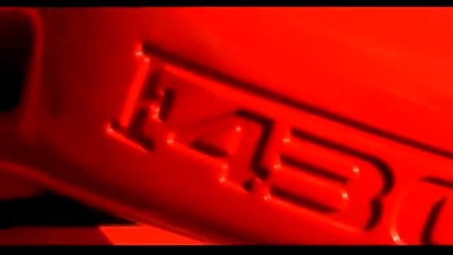 Gloryon за рулем Феррари