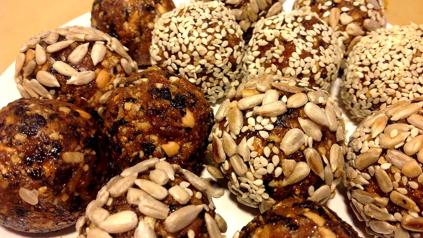 ДОМАШНИЕ КОНФЕТЫ ИЗ СУХОФРУКТОВ?,КОНФЕТЫ ЗДОРОВЬЯ,?ВИТАМИНАЯ ??Кулинарный рецепт.