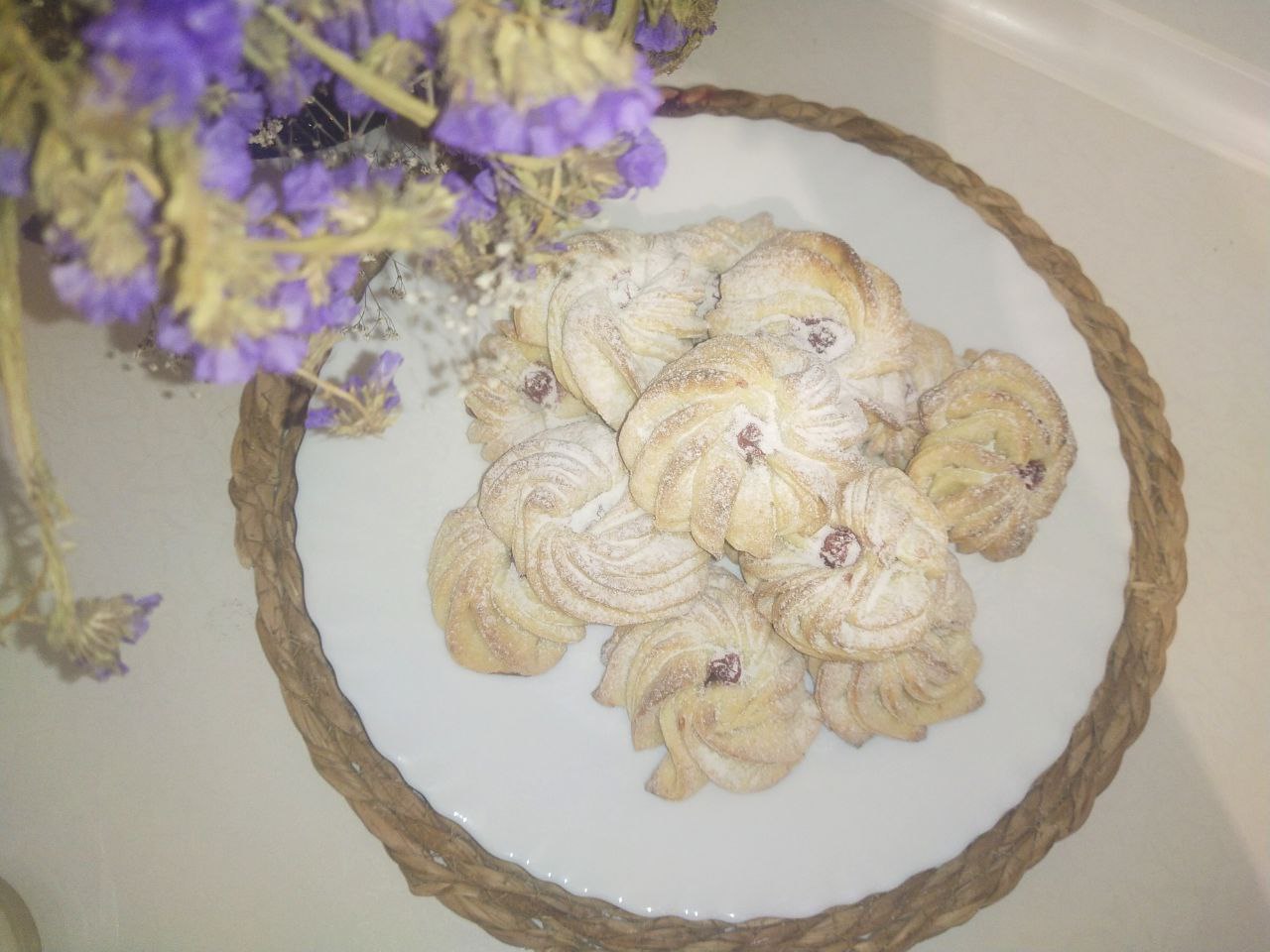 Творожные завитушки.