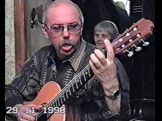 "Ты успокой меня" (запись 1998 г.). Исполняет Сергей Филиппов.