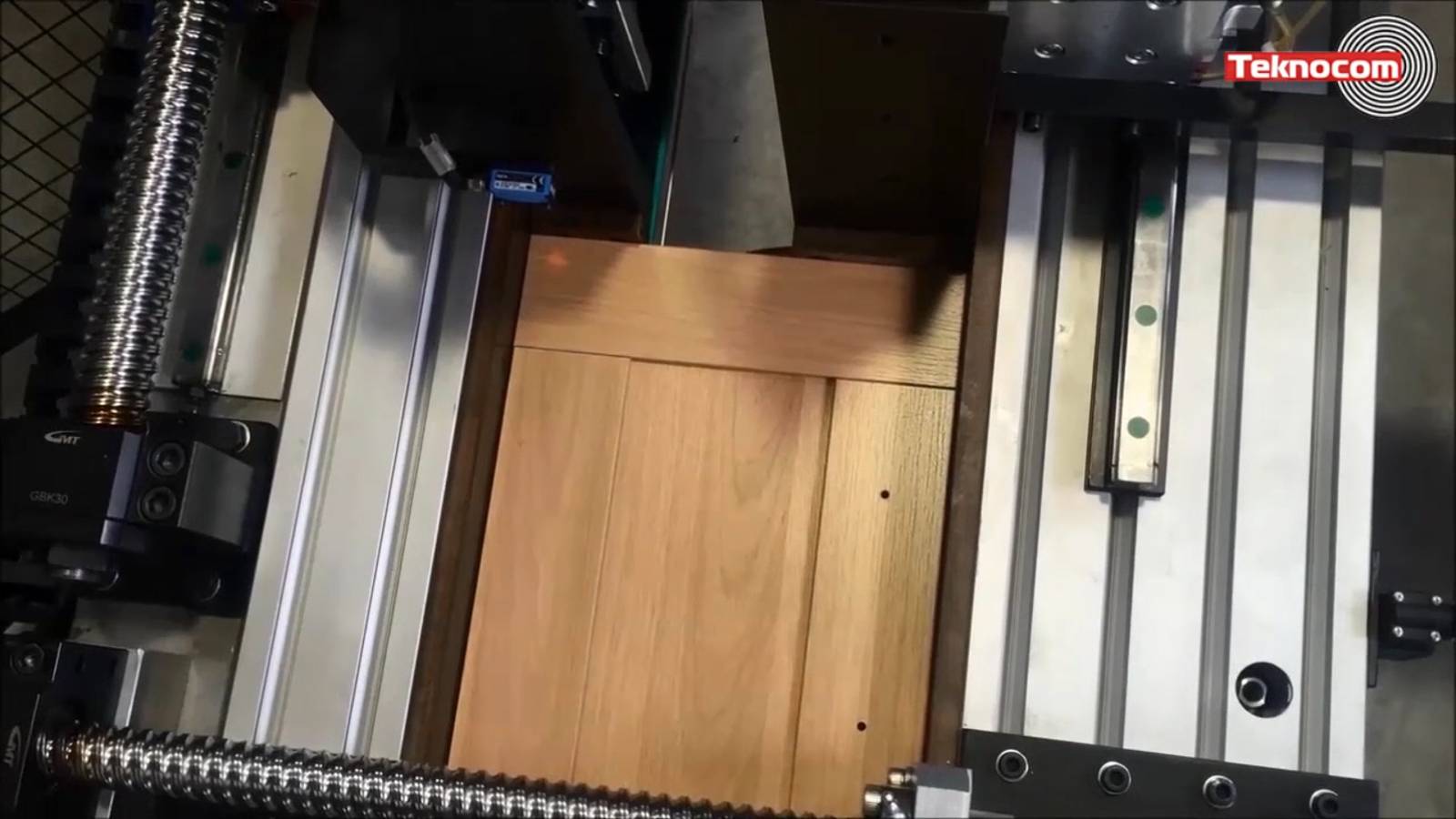 Автоматическая сборка фасадов под 90 градусов - SFA 90