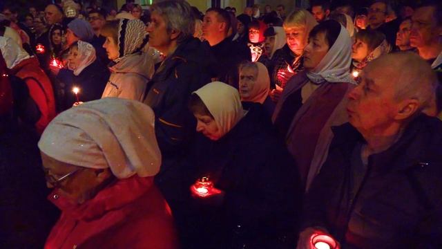 Пасхальный крестный ход Ильинский храм Серпухов 2022.mp4