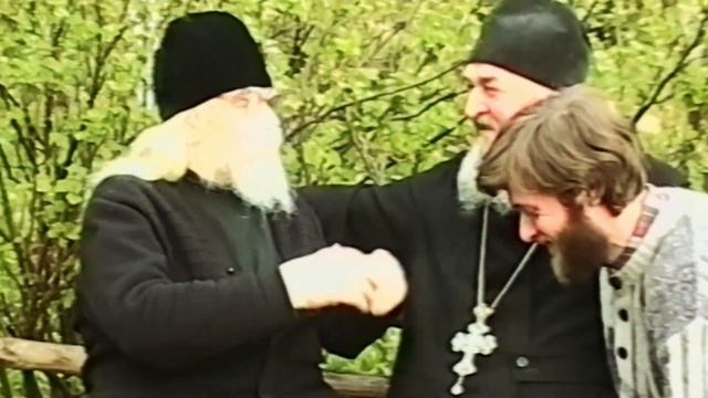 Архимандрит Иоанн (Крестьянкин) - Жить В Любви.