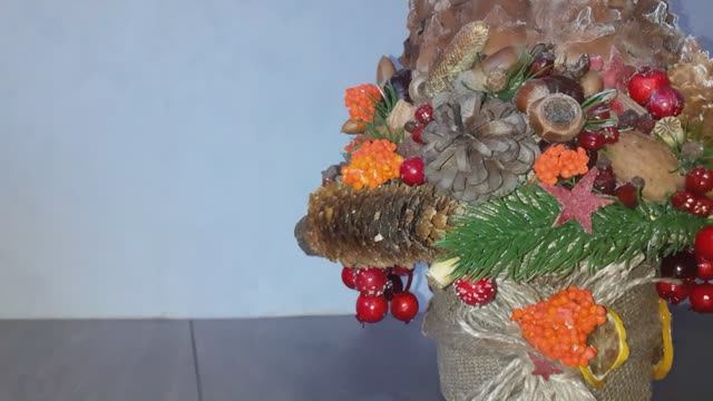 Ёлочка - чешуя дракона/ Новогодний декор.