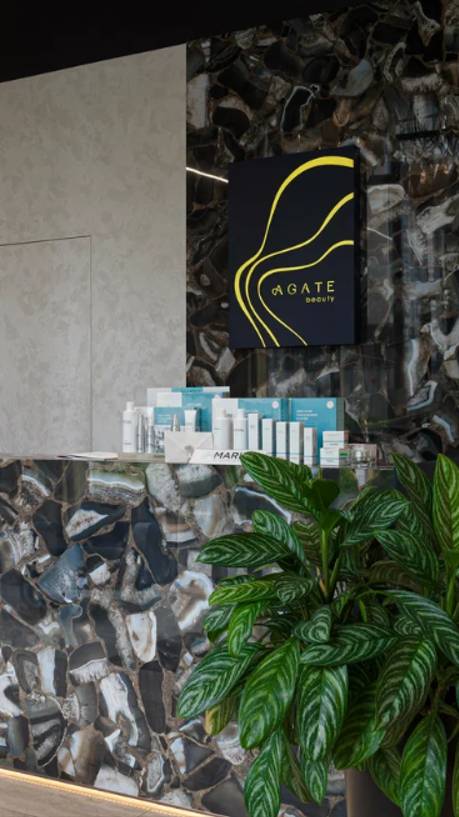 Изготовление металлической стойки  для ресепшн.