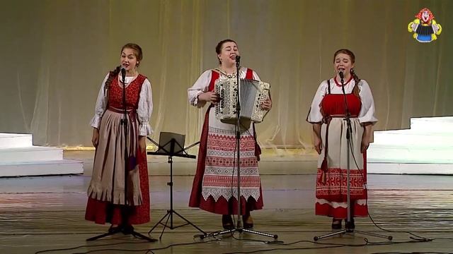 "МЕТЕЛИЦА", поёт ансамбль " ПТАШИЦА" на концерте в гостях у "Митрофановны".