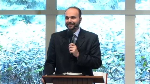 7.Виталий Олейник Мини-церкви 1 или 7000.mp4