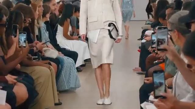 Proenza Schouler Мода в Нью-Йорке весна лето 2024 - Современные тенденции стиля