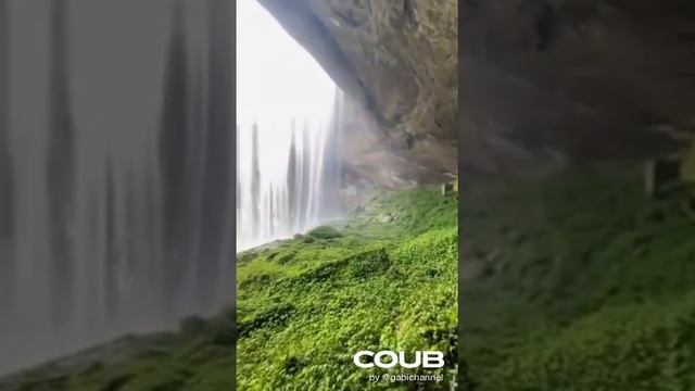 Гора под водопадом, которую открыли в 2008 в Китае! Природа не тронутая человеком!