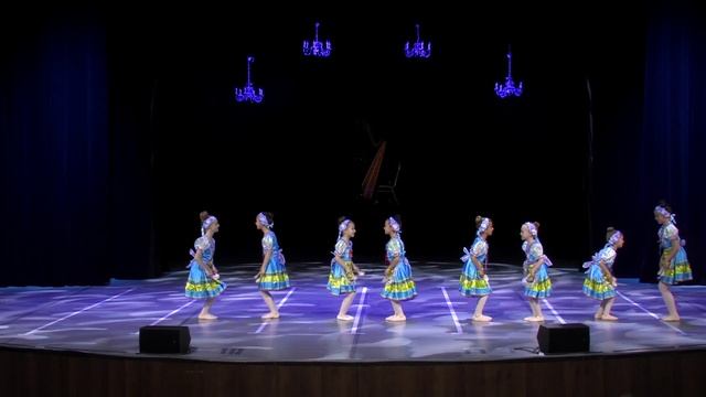 «Русские мотивы», педагог: Дикусар Ясна, школа Ясенево. Фрагмент из отчетного концерта.