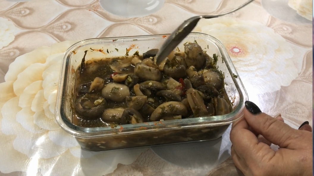 Маринованные шампиньоны по-домашнему Закуска на праздничный стол!