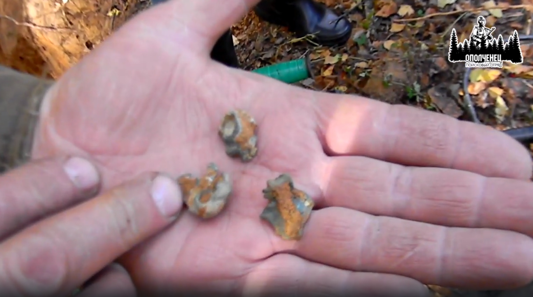 Три немецкие пули в останках советского бойца | EE88