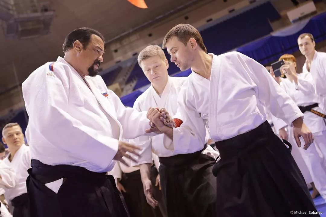 Максим Шиханов