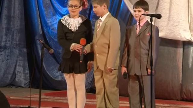 Праздничный концерт посвященный 8 марта прошел в ТЦ 'Родина'  Март 2011 год.