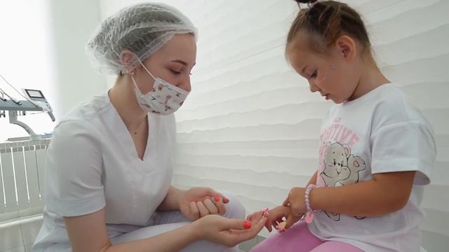 Приглашаем вас и ваших малышей в нашу клинику бережной стоматологии Атмосфера в Белгороде