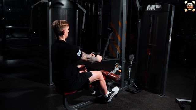 Тяга горизонтального блока / горизонтальная тяга в блоке