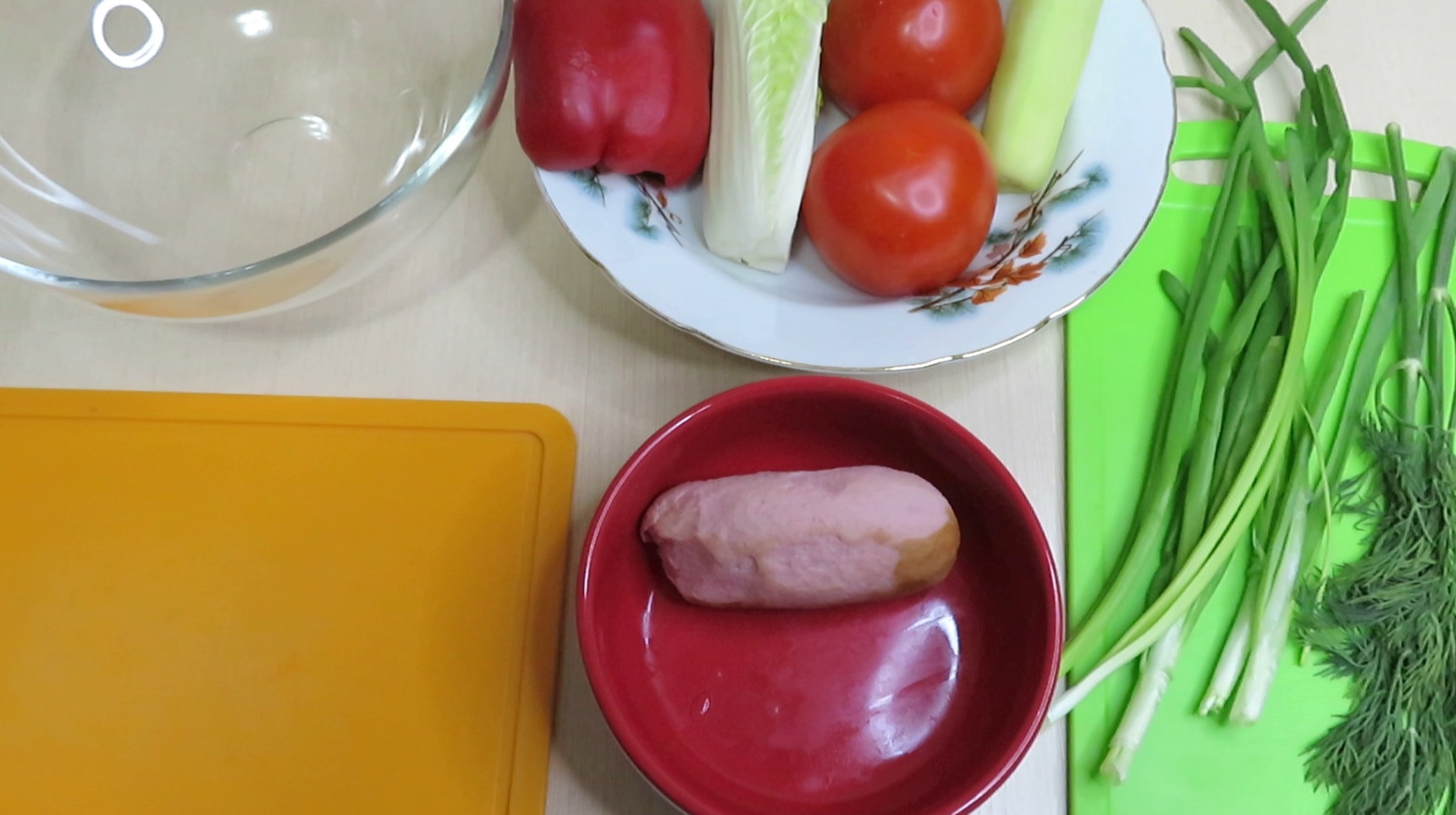 ОСТАЛАСЬ САРДЕЛЬКА ? / САЛАТ ИЗ ТОГО ЧТО БЫЛО / Очень вкусный и быстрый салат / Elenitka Уфа