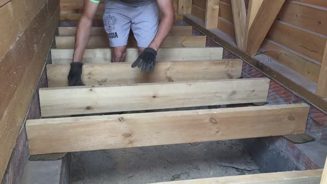 Кладовка. Обустройство склада для всякого дачного хлама.