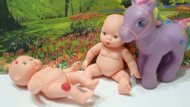 Челлендж Исполни Желание Катя поцарапала коленку Мультик для детей