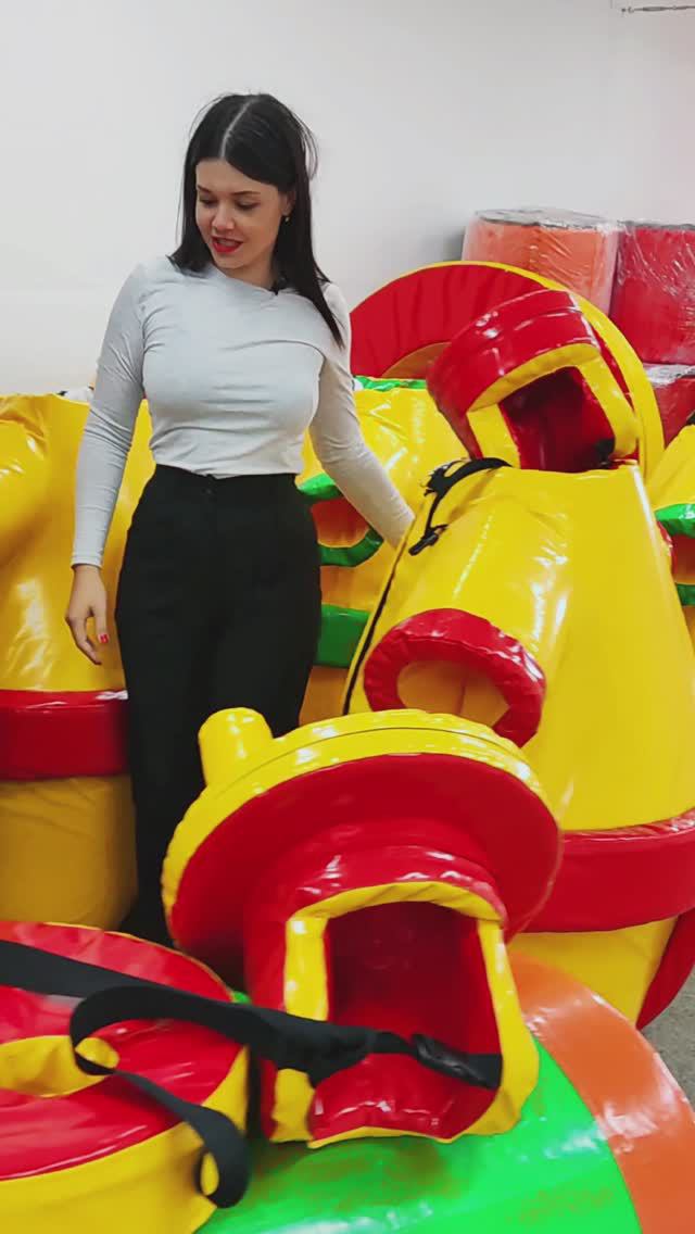 Обзор аттракционов для активных игр: Самые крутые варианты от компании КвадроШоу! #игры #shorts