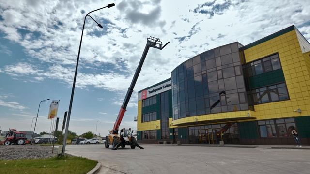 Телескопический погрузчик SANY STH1056А