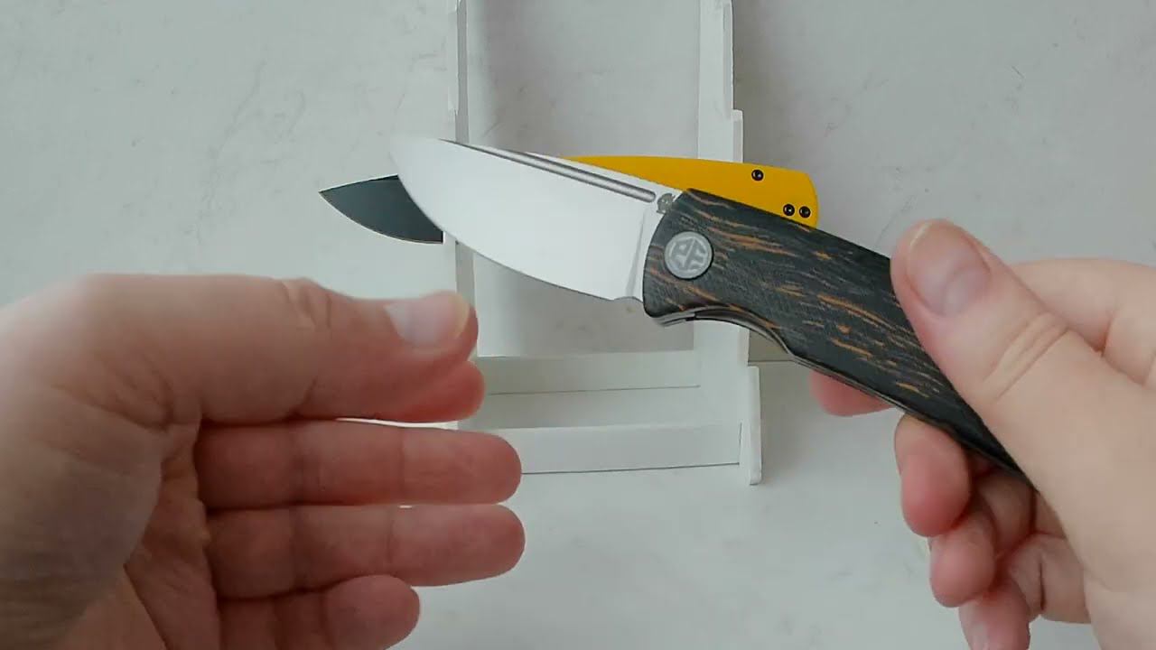 Китенка хотите? Даже выводок?