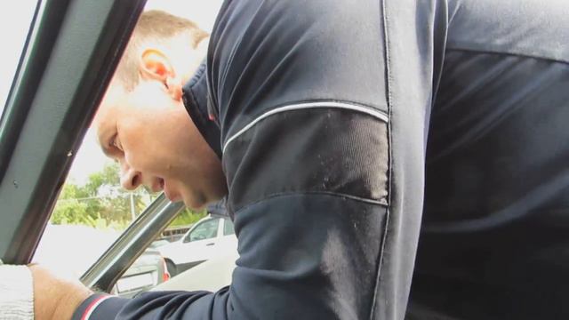 2115.Где находятся номера (VIN)