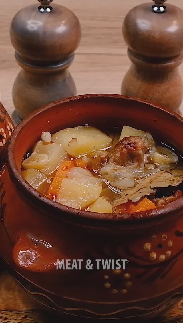 Горшочки с мясом в духовке как у бабушки! Подробное видео в описании!