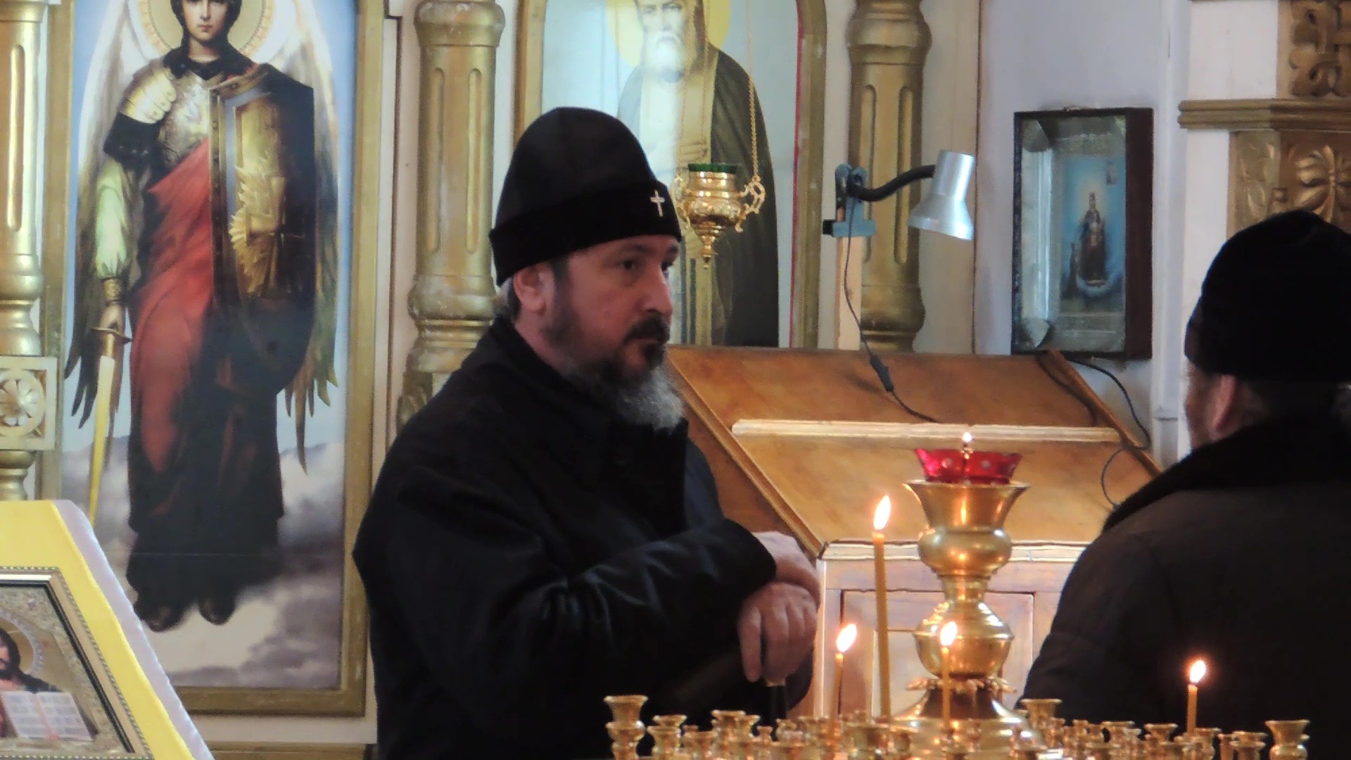 2020г. 3 декабря. Митрополит Чувашский и Чебоксарский  Савватий в Мариинском Посаде. Троицкий собор