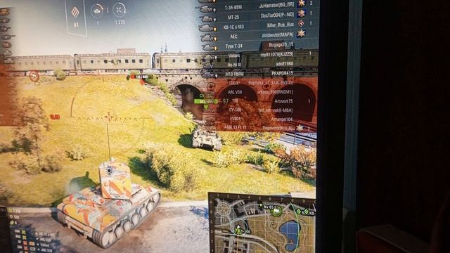 получаю медаль, стальная стена и захватчик.