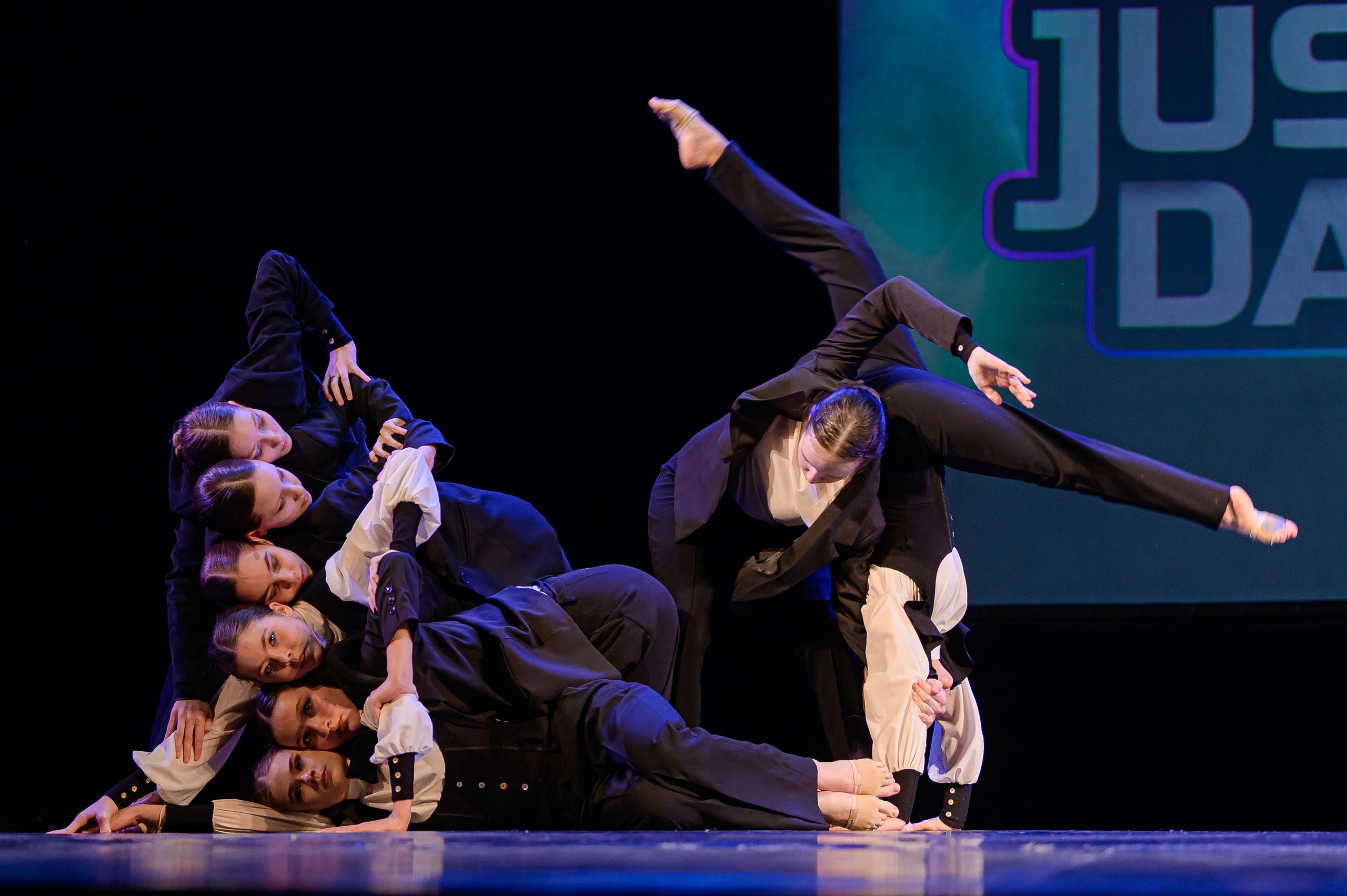 Победители чемпионата Just Dance Старшие 2 "Opus.10"