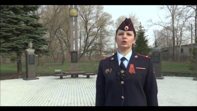 Стихотворение Н. Добронравова «Не забывай те грозные года»