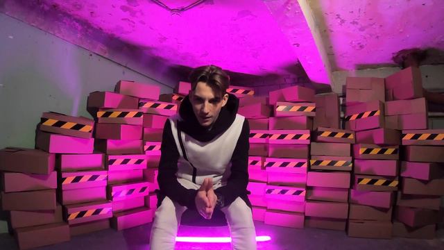 Коробка show. Шура