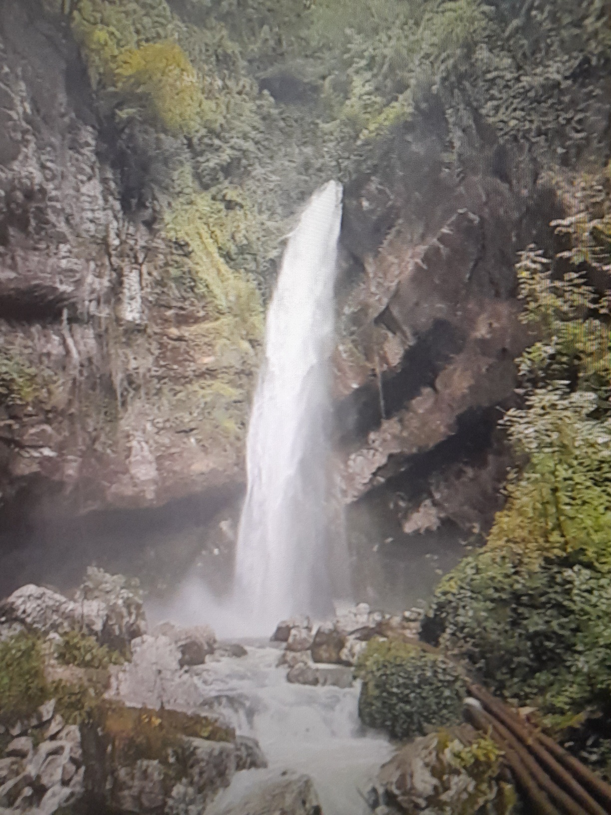 Водопад Пасть Дракона, Адлер