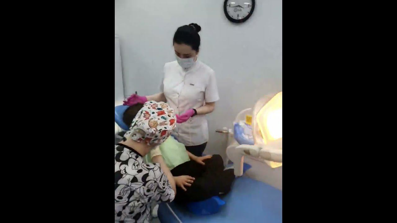 Мальчик на приёме у стоматолога #shorts