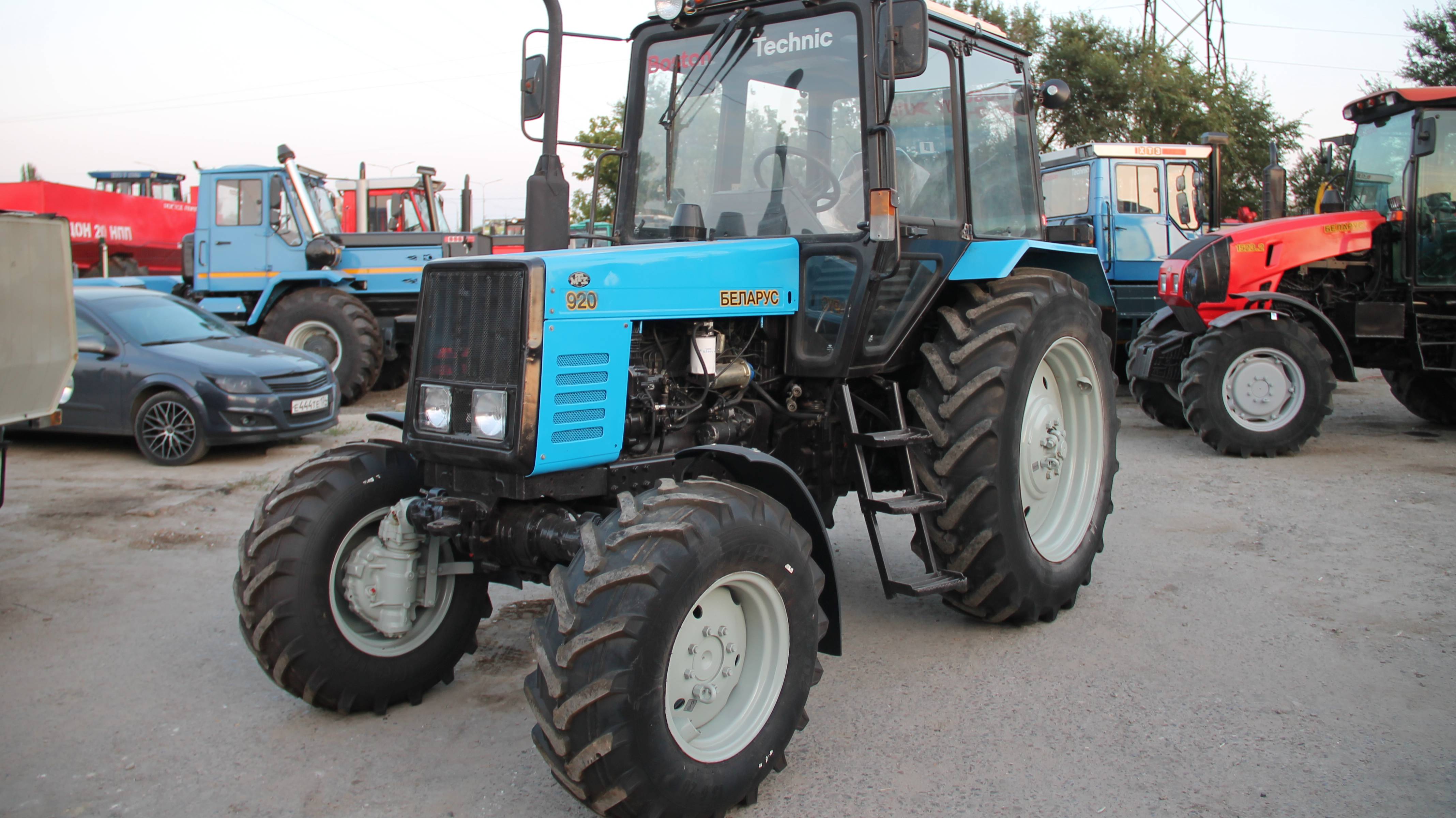 Экспресс-обзор на трактор МТЗ 920 - 2016г от Фролова Никиты! Уже в наличии в Boston Technic!